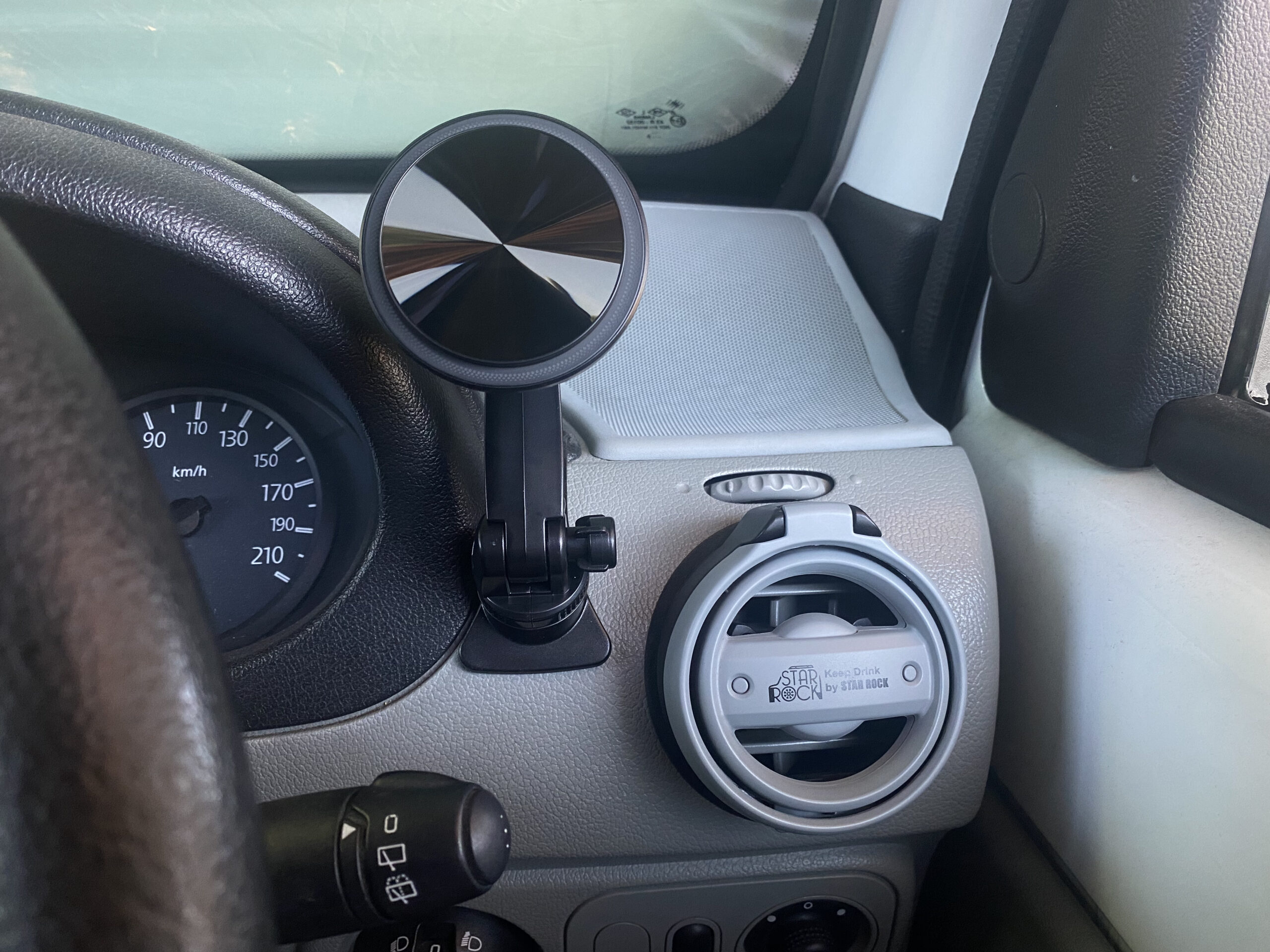 Kangoo I Smartphone Fit Magsafe | カングー中古車専門店 Fungoo 【公式】